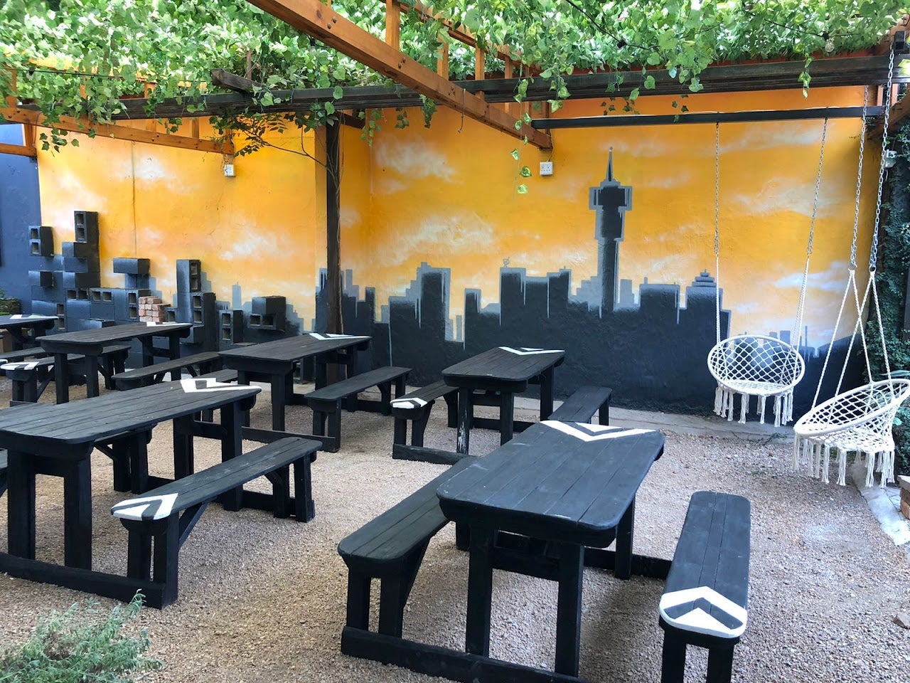 Jolly Cool Melville | SIP